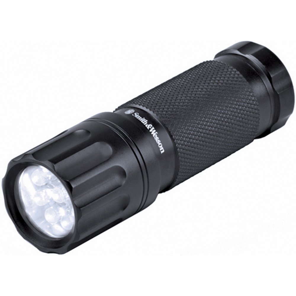 Smith and Wesson Galaxy 9 Bulb LED Flashlight